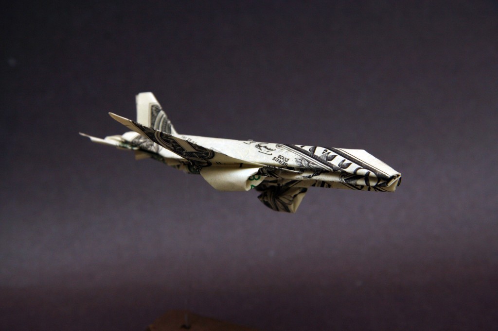 A Dollar Bill Origami Airplane – B777 | Taro’s Origami Studio