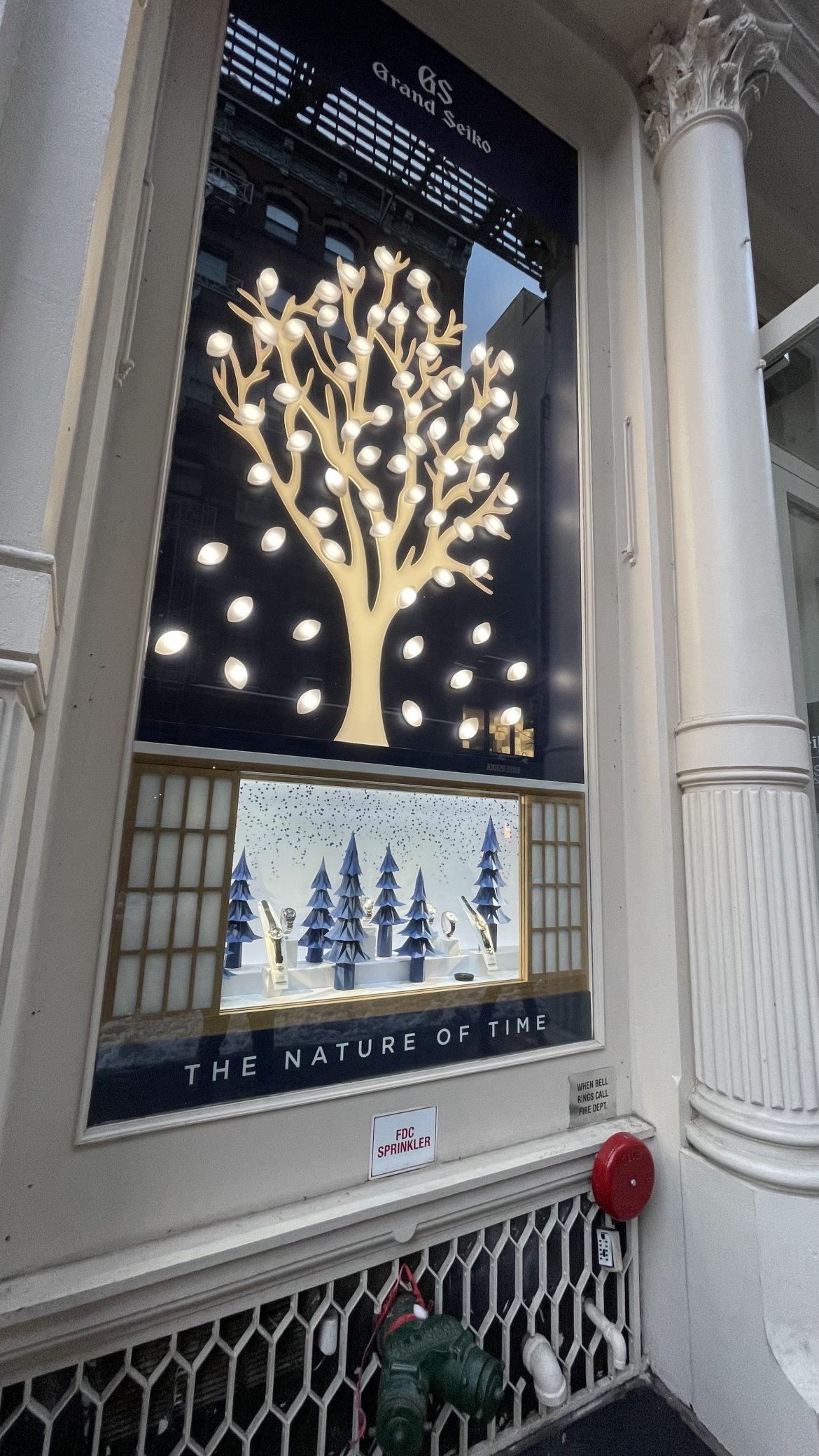 Grand Seiko Origami Tree & Window Display – Taro’s Origami Studio